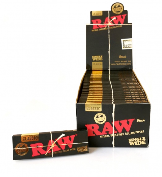 Raw Black Classic Single Wide Rolling Papers Sandr Tradelink Ltd